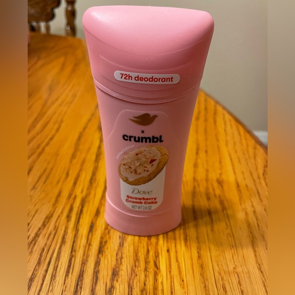Dove | Bath & Body | Dove X Crumbl Strawberry Crumb Cake Deodorant ...